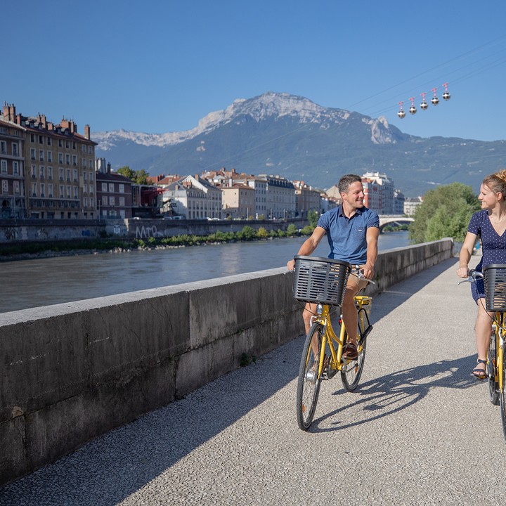 10 UNMISSABLE EXPERIENCES IN THE SPRING IN GRENOBLE ALPES