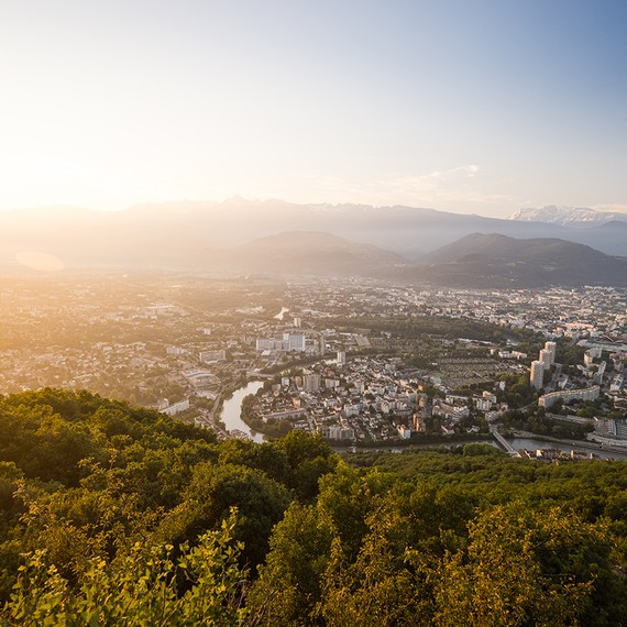 10 UNMISSABLE EXPERIENCES IN THE WINTER IN GRENOBLE ALPES