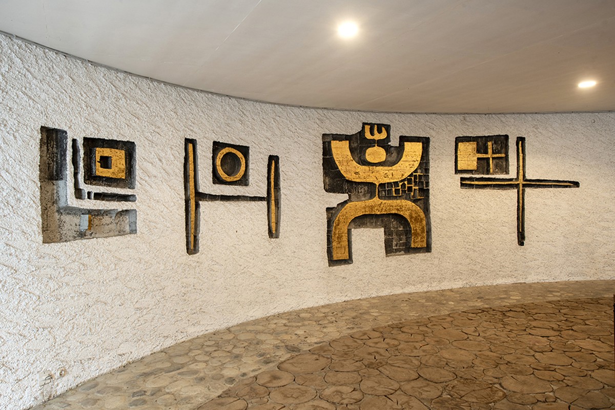 CANCELLED on 16/01 - Guided tours of the Church of the Holy Spirit ...